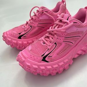 Balenciaga | Shoes | Balenciaga Pink Defender Low Top Sneakers 377 ...
